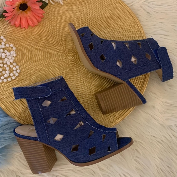 Free People | Shoes | Soho Tiffany Denim Laser Cutout Peep Toe Block ...